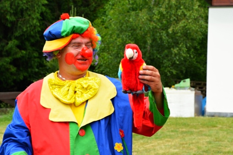 Klauni pro děti - Zábavné vystoupení a firemní akce na klíč.